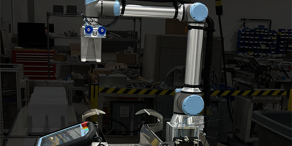 BlueCrest | Cobot-Otto-Trayer